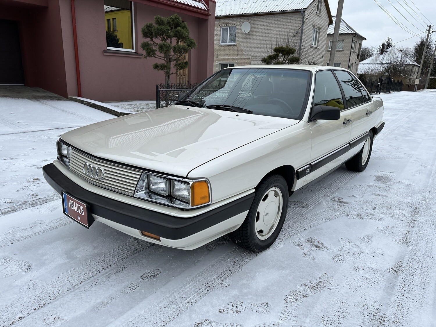 Audi 5000s Turbo '84 - Autoyears